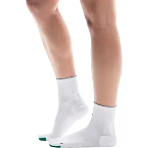 On Elite Run Quarter Socks - White