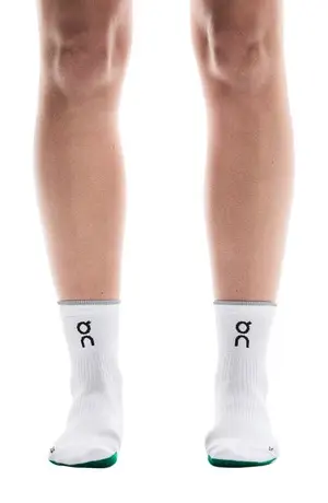 On Elite Run Quarter Socks - White