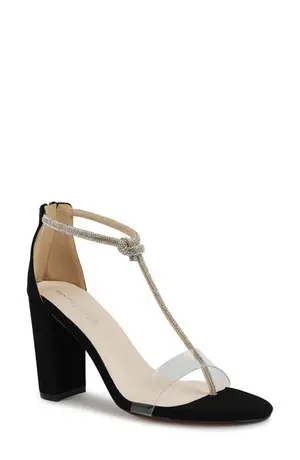 TOUCH UPS Sienna T-strap Sandal - Black
