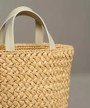 Jenni Kayne Capri Handheld Bag
