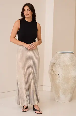 BRAVE+TRUE Alias Pleated Maxi Skirt