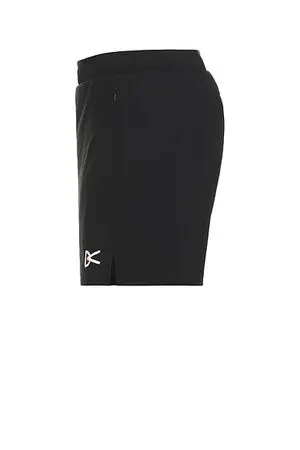 DISTRICT VISION 7 Training Shorts