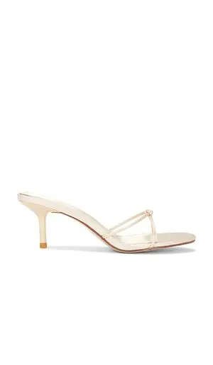 Femme La Pull On Sandals For Women