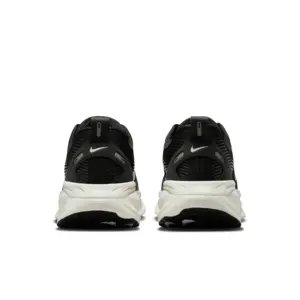 Nike Vomero 18 Road Running Shoes - Black