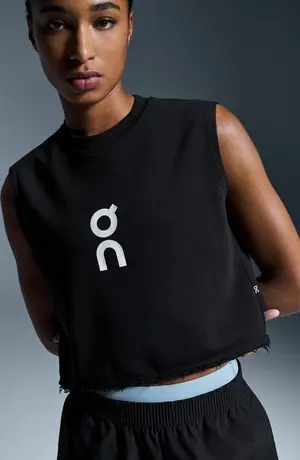 On Club Logo Crop Muscle Tank