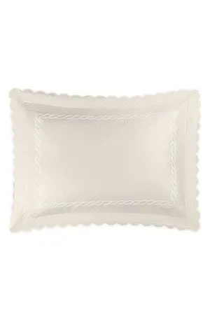 MATOUK Classic Chain Scallop Matelassé Pillow Sham - Ivory/ White