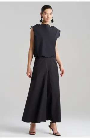 Natori Tech Cotton Taffeta Square Top With Embroidery
