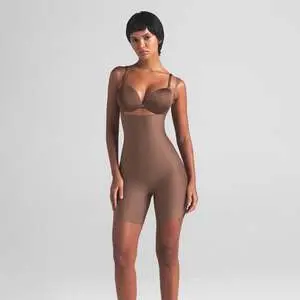 SKIMS Body Core Sculpt Open Bust Mid Thigh Bodysuit - Jasper