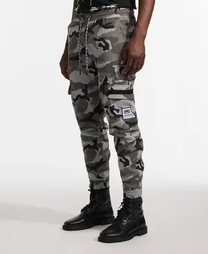 ECKO UNLTD. Several Steps Cargo Jogger - Street Camo
