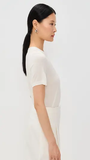 Theory Basic Tee - New Ivory