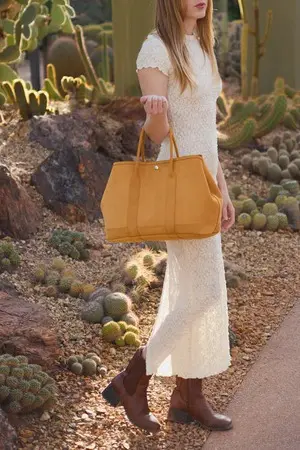 EZRA ARTHUR Audrey Velvet Leather Tote Bag - Moss