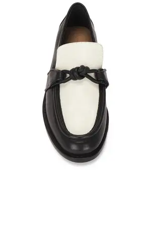 Bottega Veneta Astaire Flat