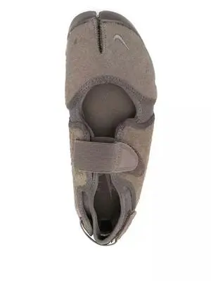 Nike Rift Sneakers