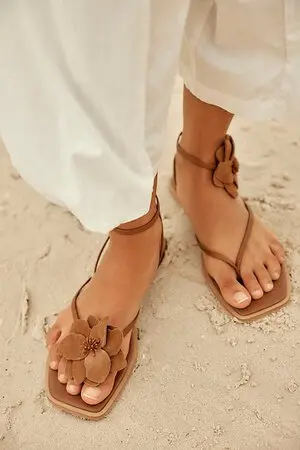 Free People Mismatch Magnolia Sandals - Tan Suede