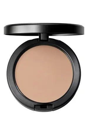 MAC COSMETICS Studio Fix Powder Plus Foundation - N6