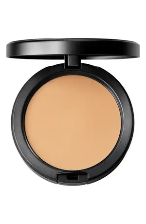 MAC COSMETICS Studio Fix Powder Plus Foundation - Nc35