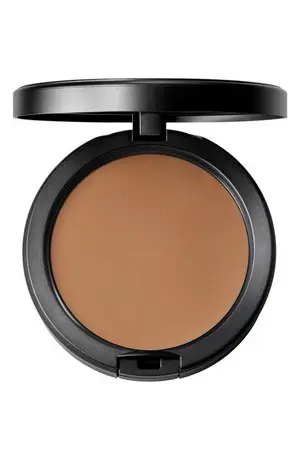 MAC COSMETICS Studio Fix Powder Plus Foundation Nc50