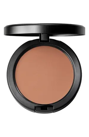 MAC COSMETICS Studio Fix Powder Plus Foundation - Nw33