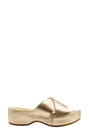 VOLATILE Edith Platform Sandals - Gold