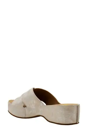 VOLATILE Edith Platform Sandals