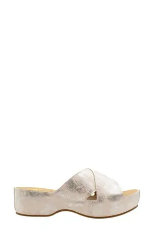 VOLATILE Edith Platform Sandals