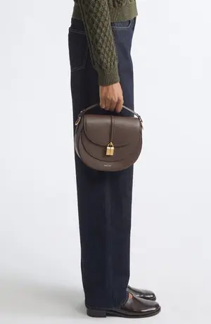 DEMELLIER Siena Leather Saddle Crossbody Bag - Mocha