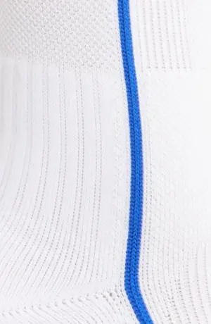 On Court Crew Socks - White/ Indigo