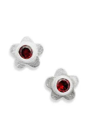 SHANA CAVE Medium Flower Stud Earrings - Garnet