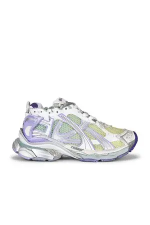 Women's Hyperactive Sneakers