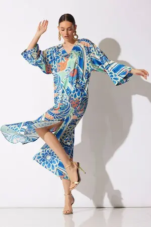 Natori Medallion V-neck Caftan - Blue