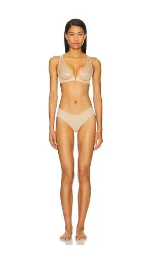 Commando Chic Mesh Plunge Underwire Bra In Nude - Beige