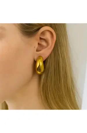 DLORIA Hollywood Sensation Dome Huggie Teardrop Earrings - Gold