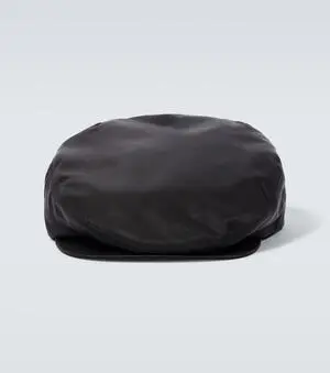 Prada Logo Beret - Black