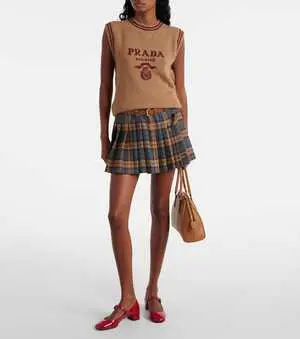 Prada Logo Wool And Cashmere Sweater Vest - Multicoloured