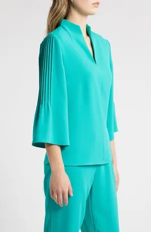 Ming Wang Raised Seam Bell Sleeve Top