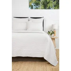 POM POM AT HOME Hampton Linen Quilt White