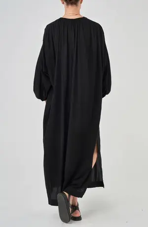 OCEAN+MAIN Rouched Shoulder Maxi Caftan - Black