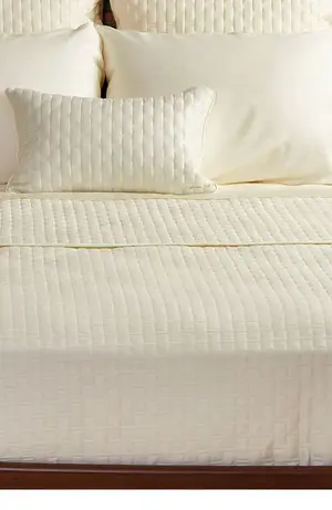BEDVOYAGE Luxury 100% Viscose Cooling Quilted Brick Coverlet - Ivory