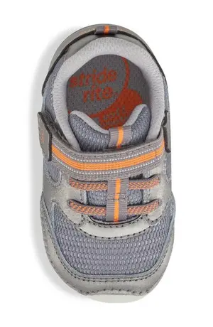 STRIDE RITE Turbo Sneaker
