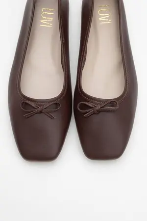 FOREVER & ALWAYS SHOES Sosa Leather Ballet Flats - Brown Leather