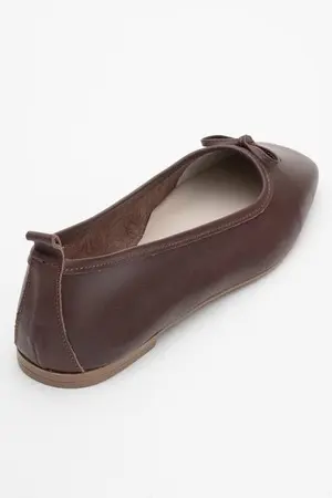FOREVER & ALWAYS SHOES Sosa Leather Ballet Flats - Brown Leather