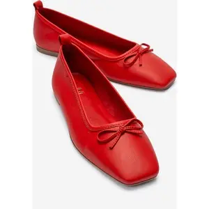 FOREVER & ALWAYS SHOES Sosa Leather Ballet Flat - Red