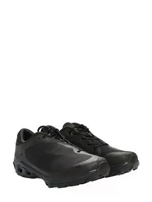 On Cloudventure Peak Sneakers