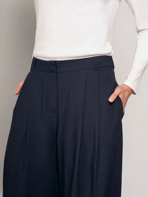 CELTIC & CO. Wide Leg Drape Pants