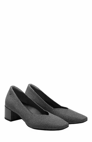 Vivaia Pumps