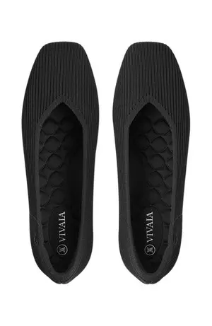 Vivaia Margot Lightweight Square-toe V-cut Flats - Black