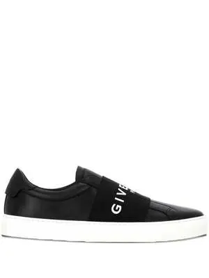 Givenchy Sneakers - Black