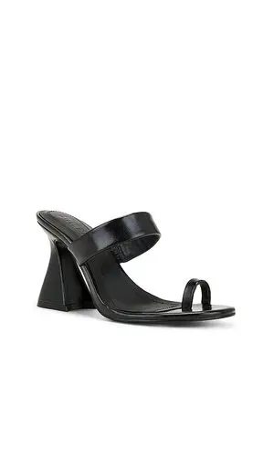 Steve Madden Renie Sandals