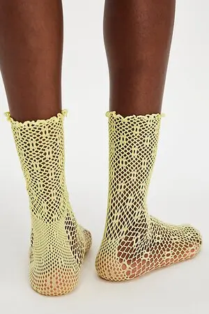 Free People Poppy Crochet Crew Socks - Tender Yellow