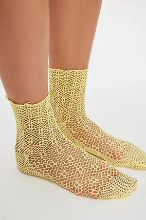 Free People Poppy Crochet Crew Socks - Tender Yellow